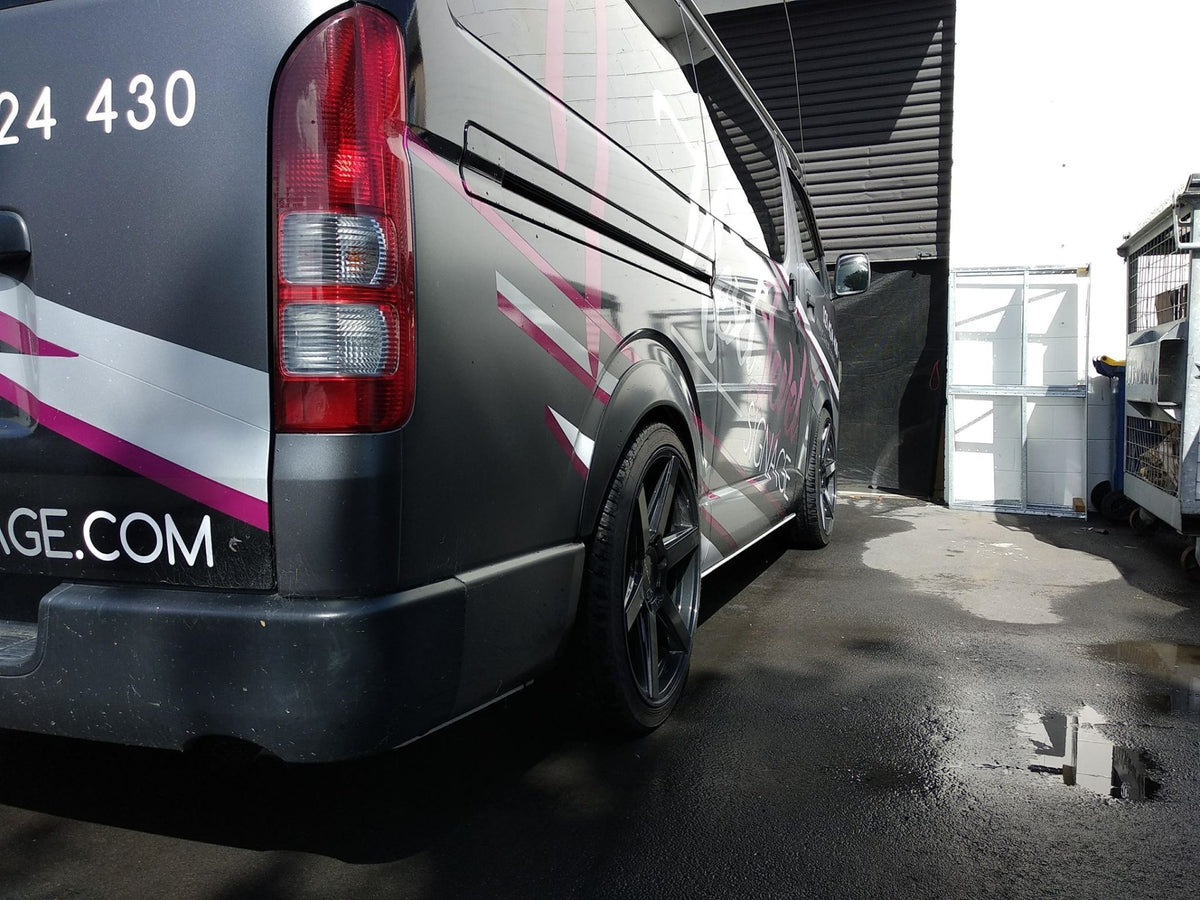 Style Ace Wide Fender Flares - Toyota Hiace 2005-2018 25mm Wider/20mm ...
